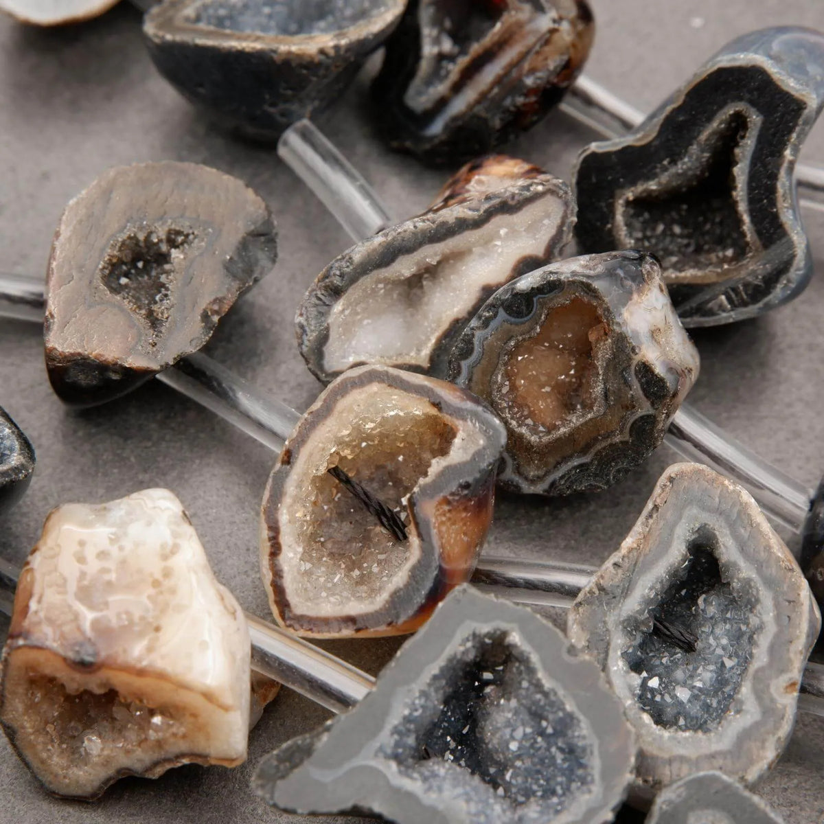 Oco Agate · Smooth · Split Geode · Graduated 12mm to 24mm | Beads ...